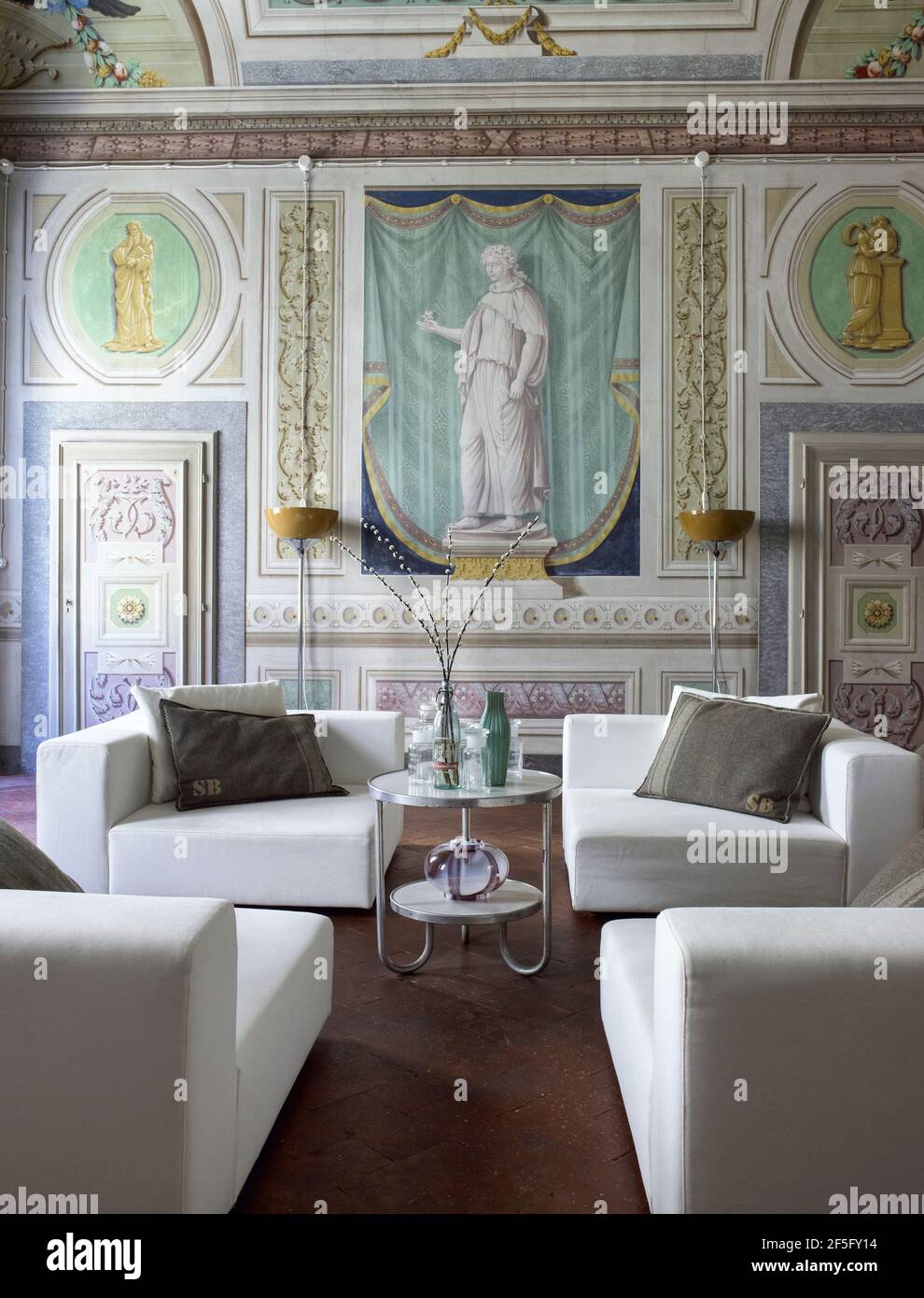 Elegant living room in a italian villa house, Italy Stock Photo - Alamy