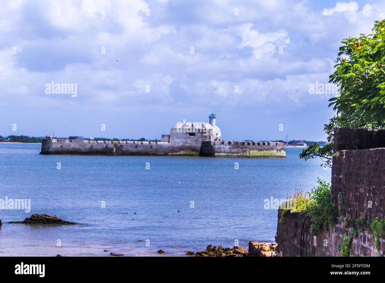 Diu fort hi-res stock photography and images - Alamy