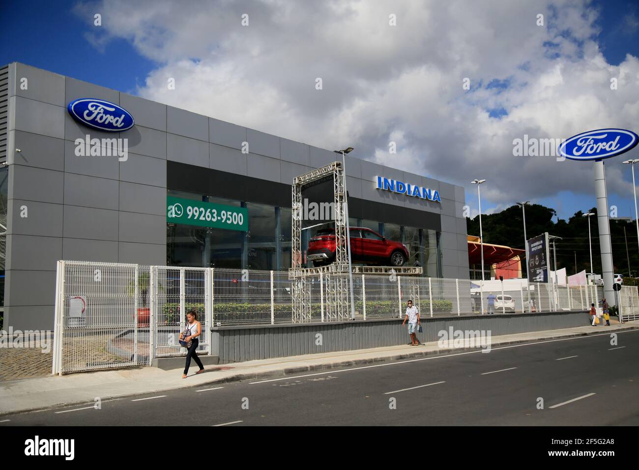 Ford factory brazil hi-res stock photography and images - Alamy