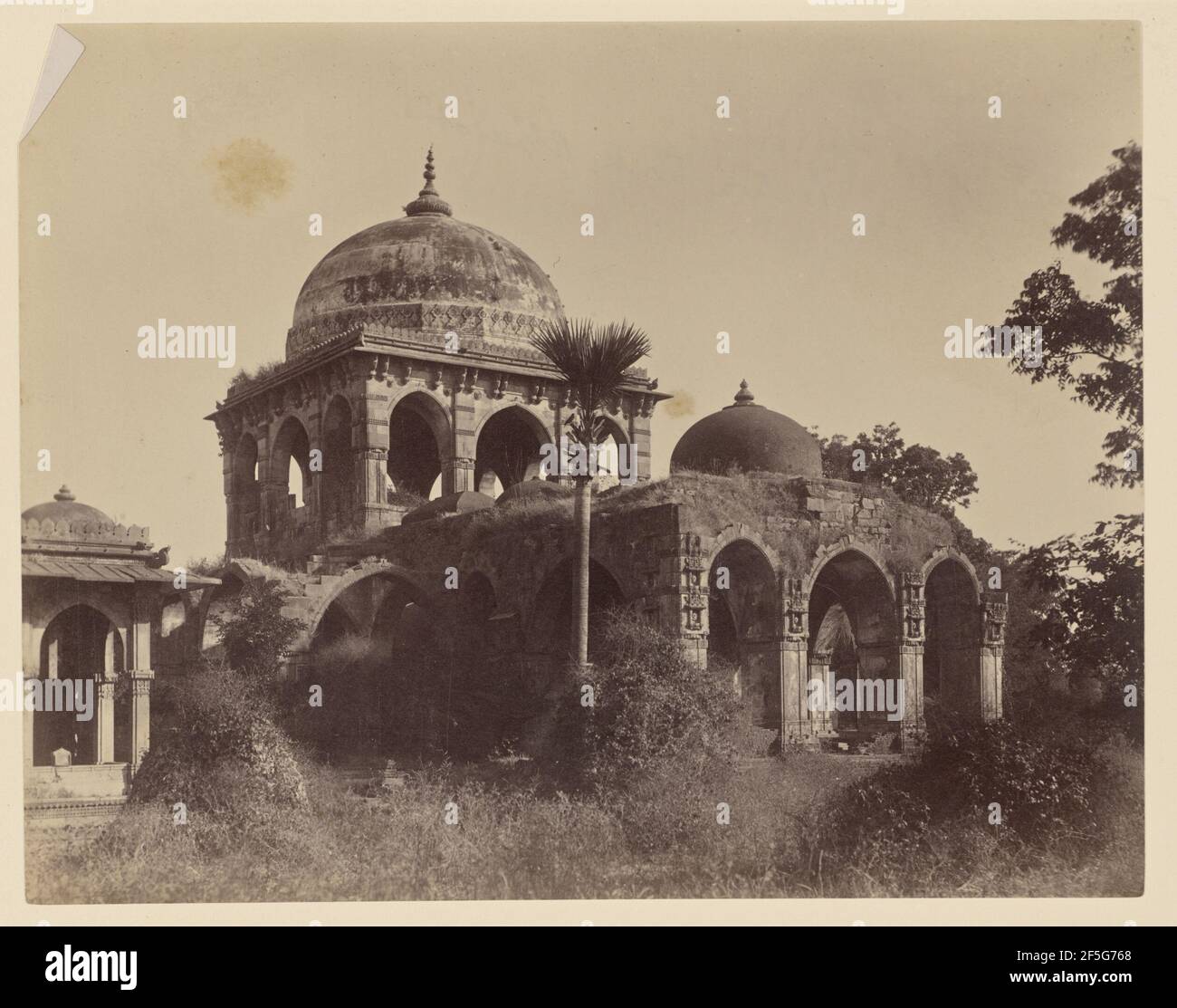 Batwa Tomb, Ahmedabad. Unknown Stock Photo - Alamy