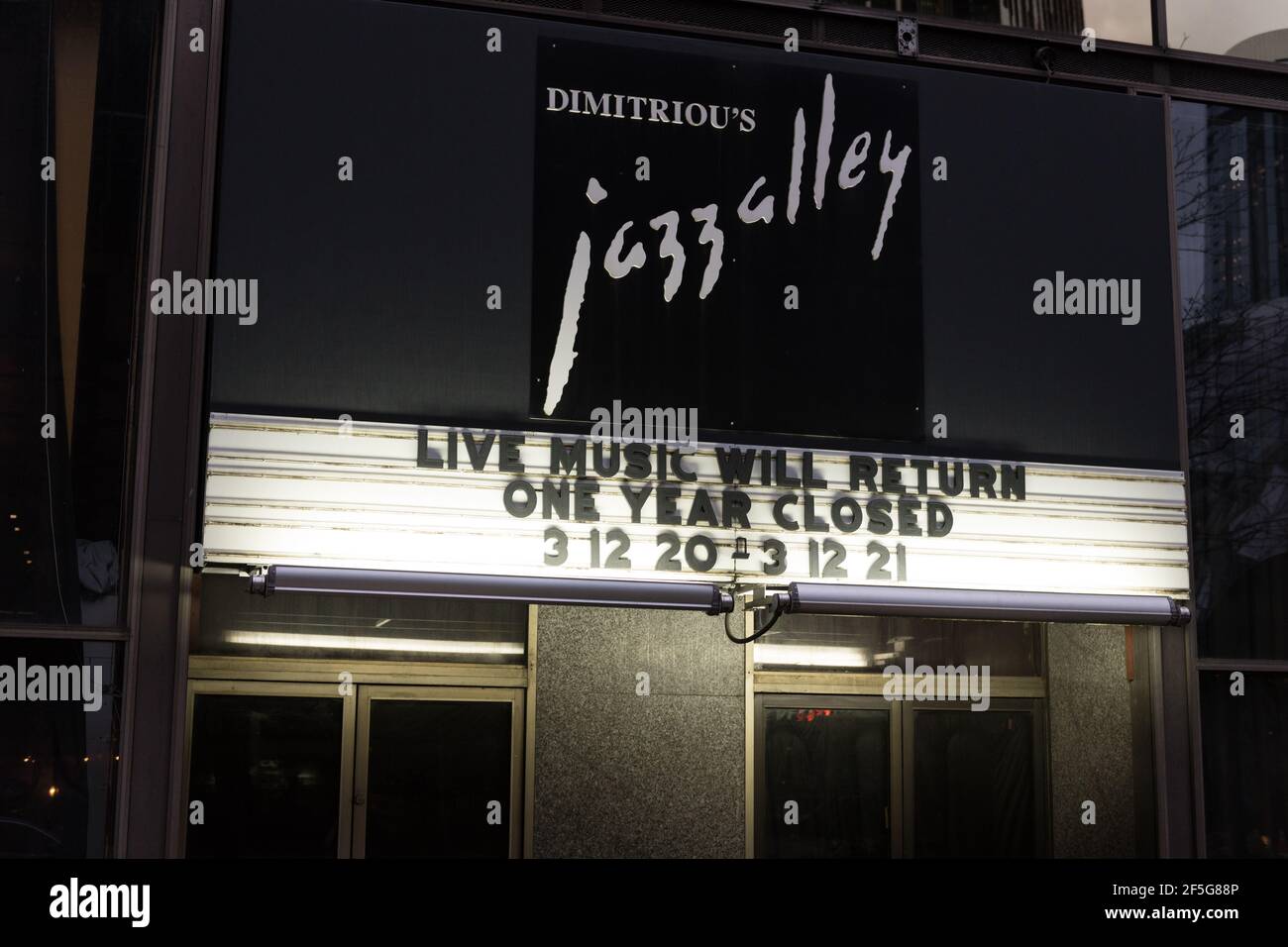 Dimitriou’s jazz alley seattle hi-res stock photography and images - Alamy