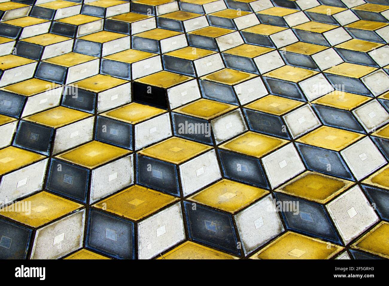 Tbilisi squares hi-res stock photography and images - Alamy