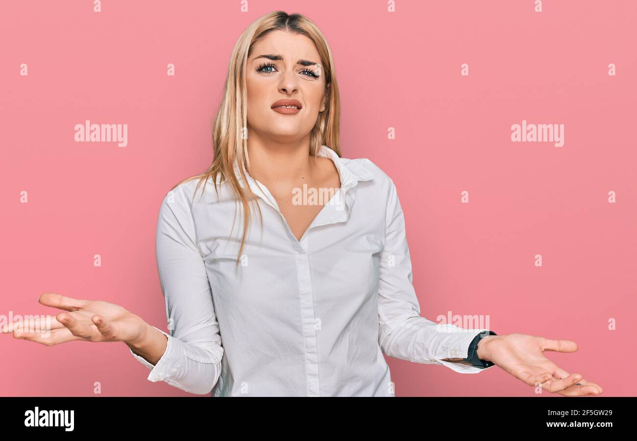 Young caucasian woman wearing casual clothes smiling cheerful with open ...