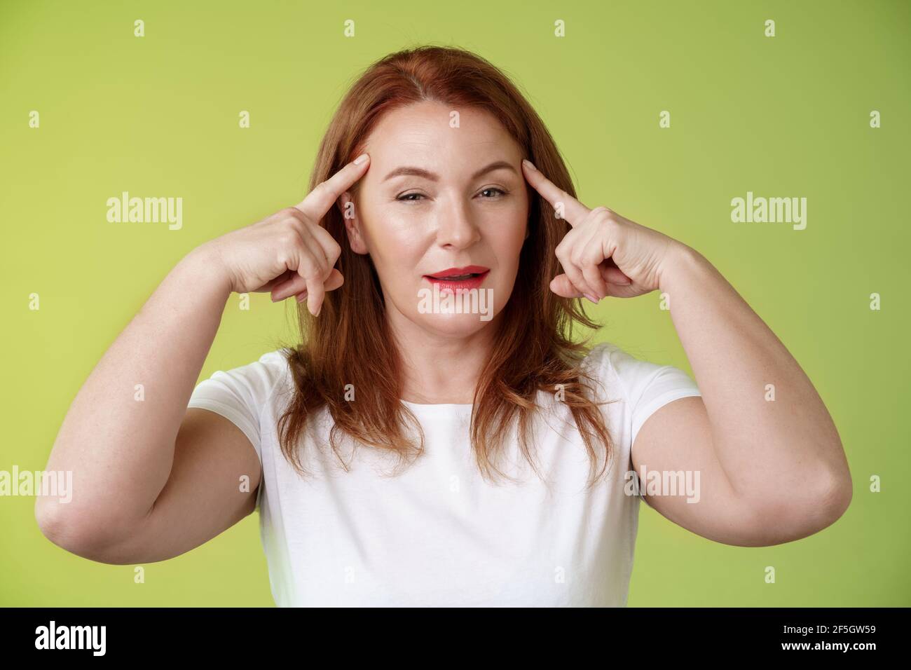 Squinting lady hi-res stock photography and images - Alamy