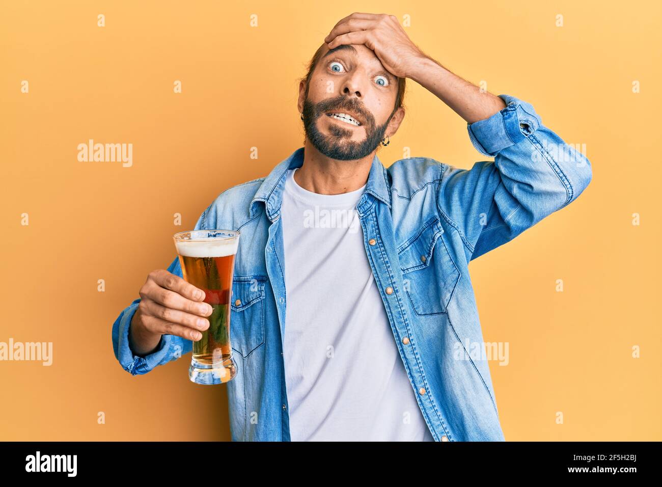 Angry sad man drinking beer hi-res stock photography and images - Alamy