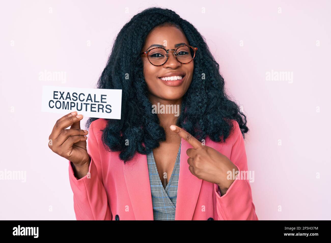 Exascale computing system hi-res stock photography and images - Alamy