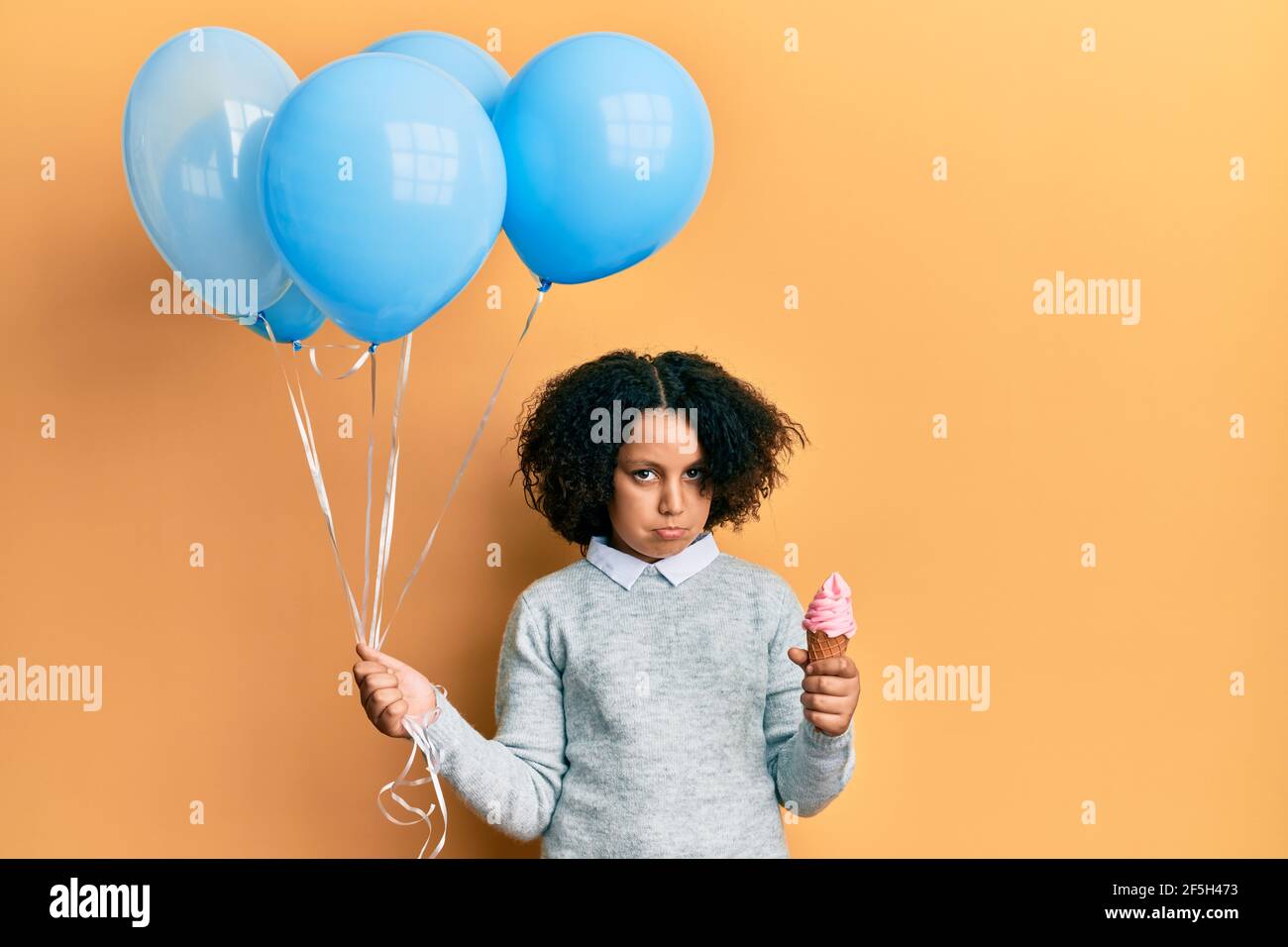 Child crying ice cream hi-res stock photography and images - Alamy