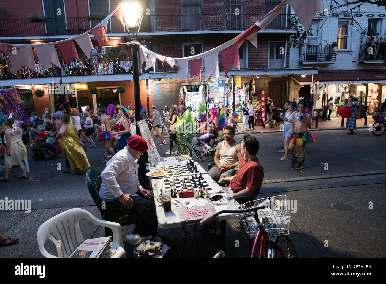 Chess master Jude Acers plays a game on Decatur Street in the French ...