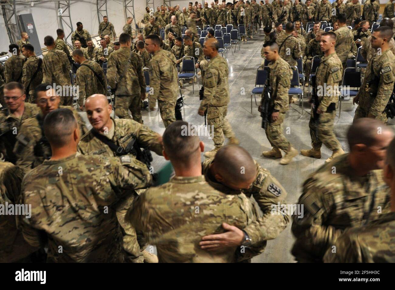 Purple hearts soldiers hi-res stock photography and images - Alamy