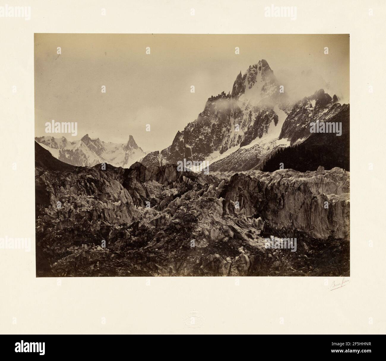 Vallée de Chamonix, Mer de Glace et aiguilles de Charmoz Stock Photo ...