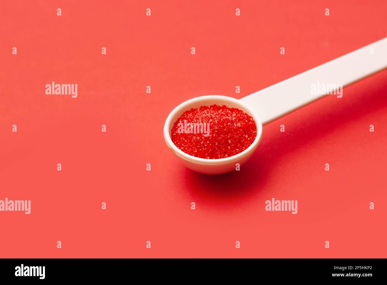 Red crystals hi-res stock photography and images - Alamy