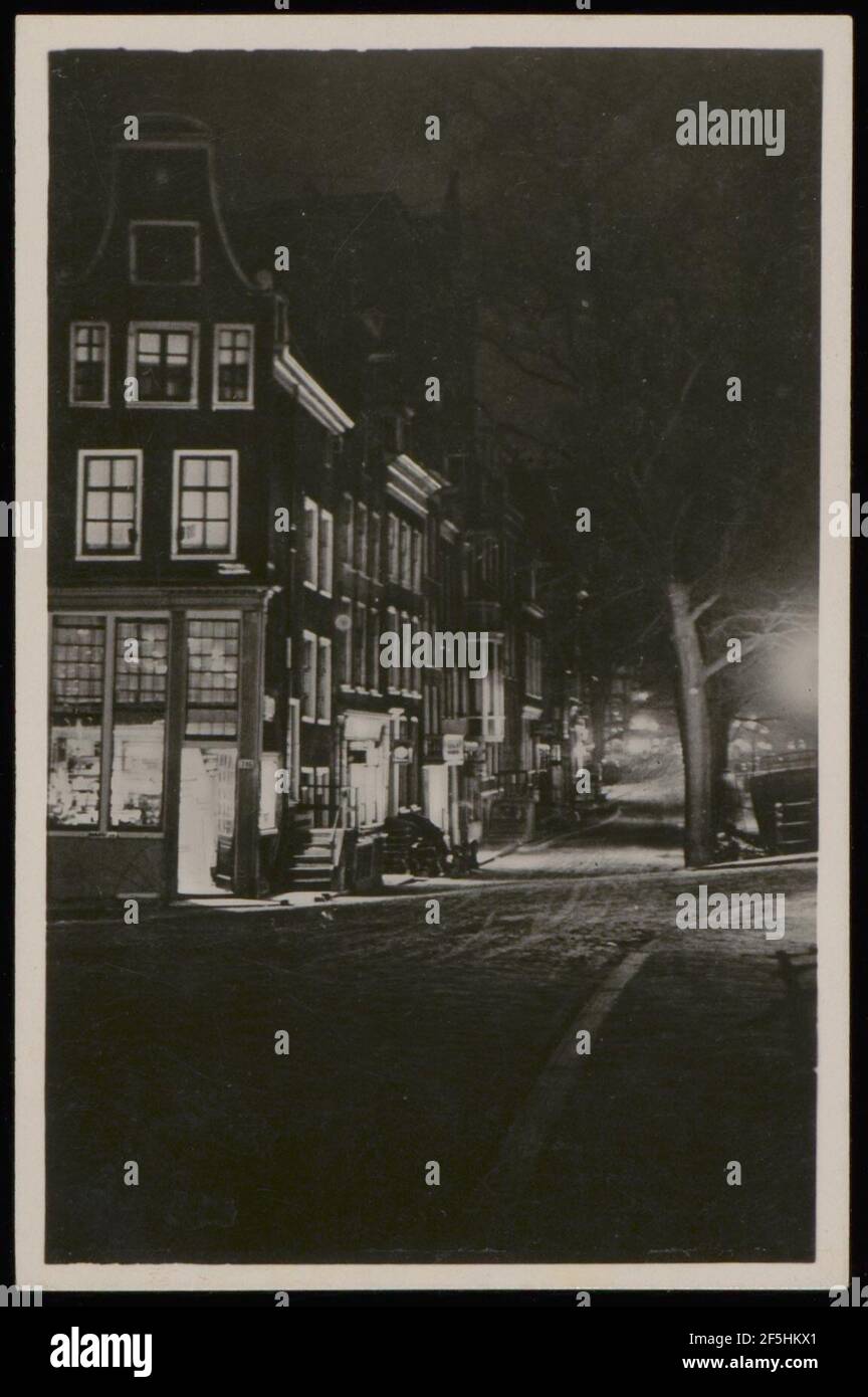 Van daal hi-res stock photography and images - Alamy