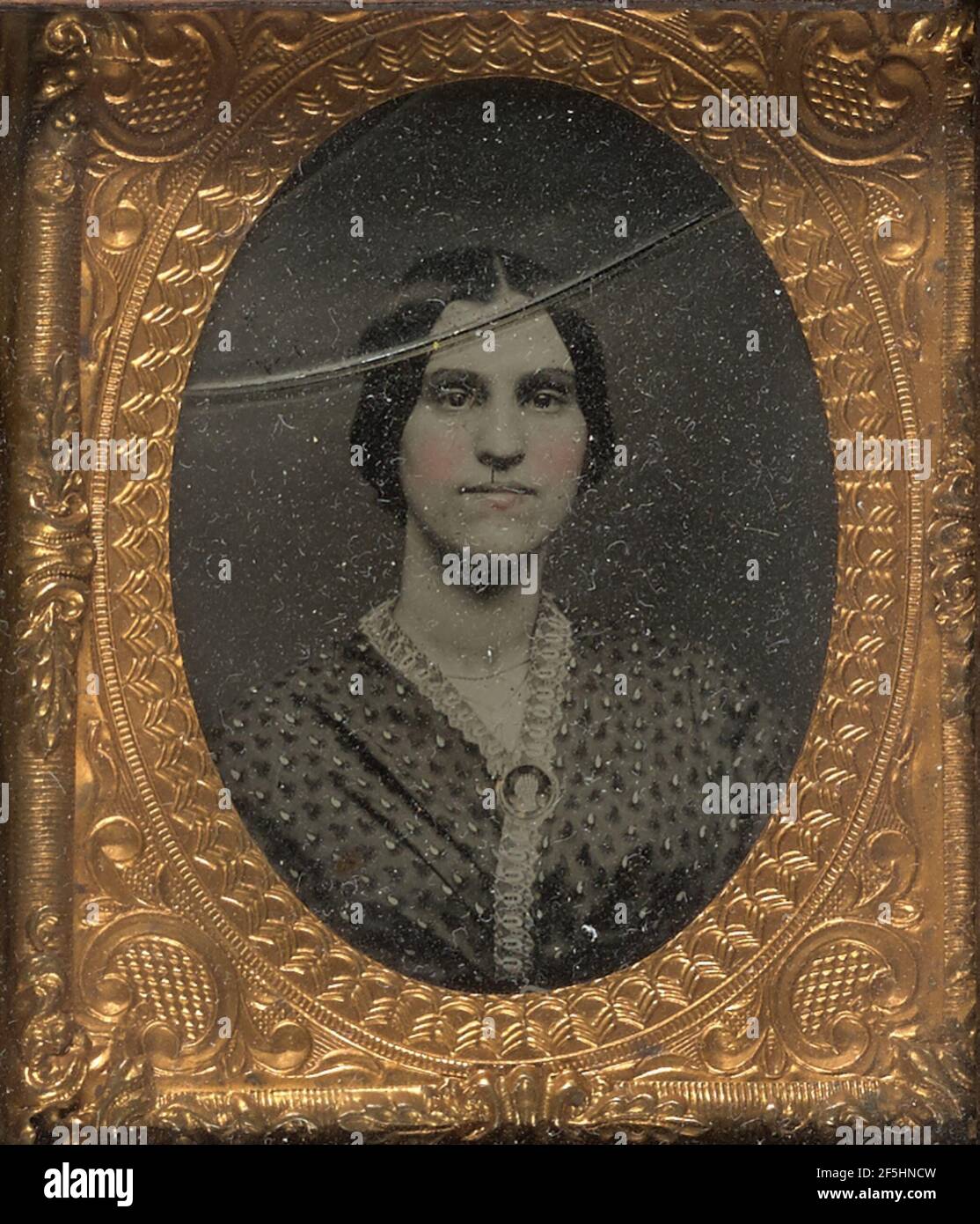 Brooch maker hi-res stock photography and images - Alamy