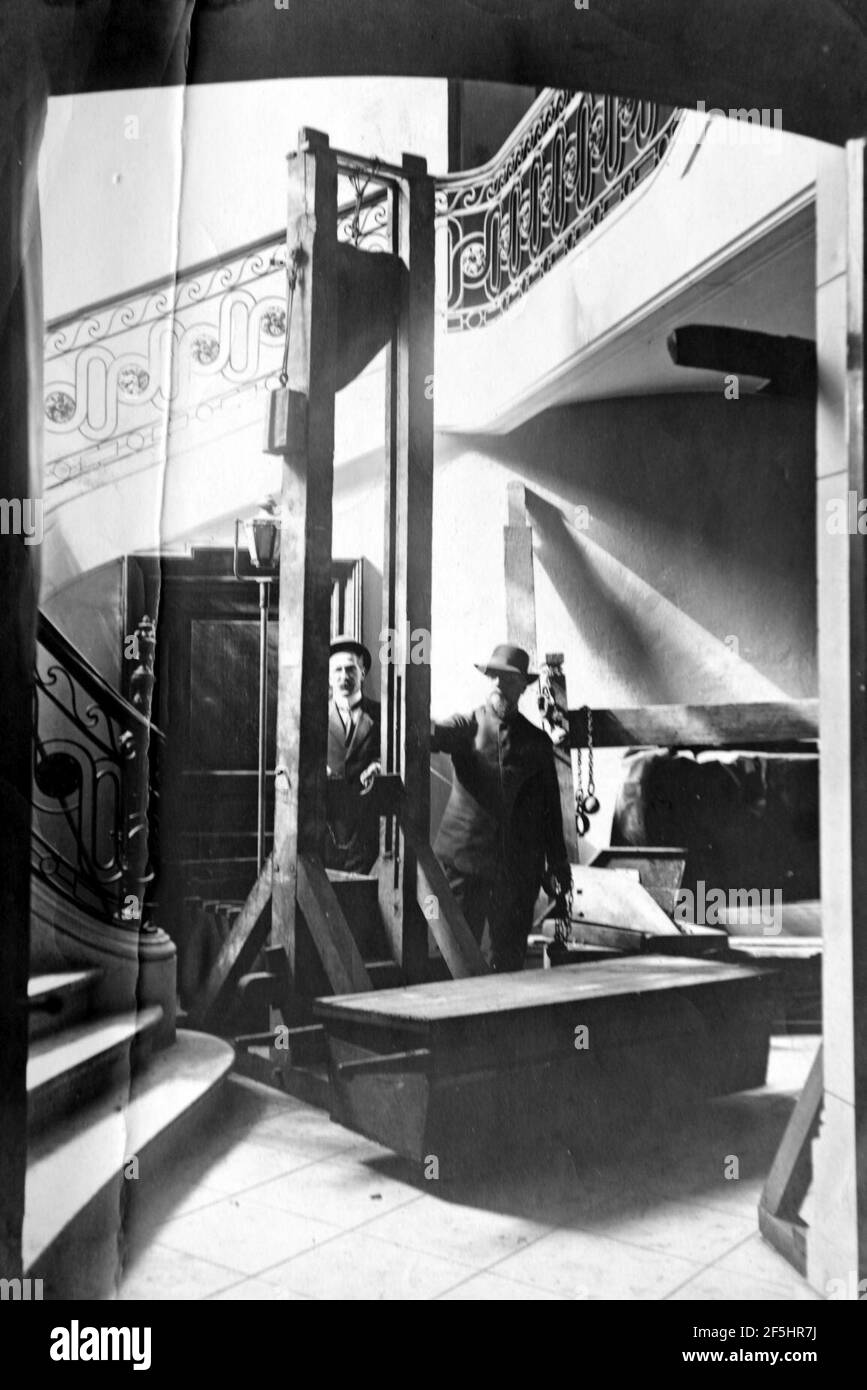 Putty Stein a Guido Oppenheim Stock Photo - Alamy