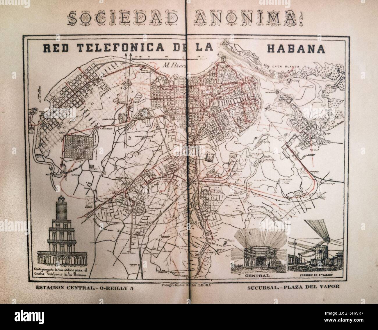 Red telefonica hi-res stock photography and images - Alamy