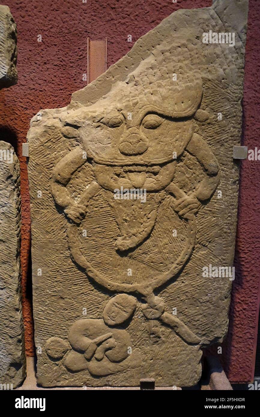 Pushou on tomb door, 2 of 2, China, Eastern Han dynasty, 25-220 AD ...