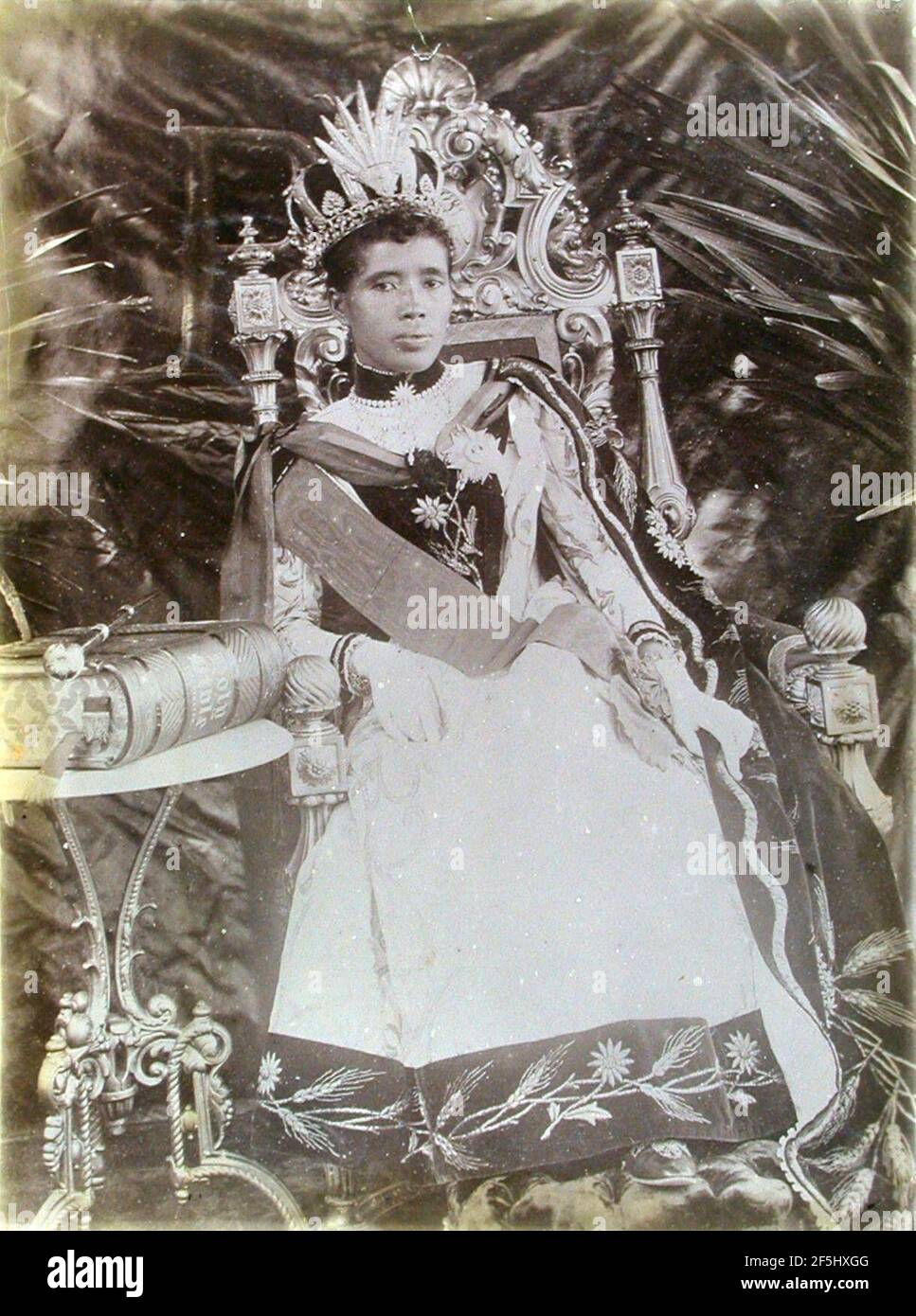 Queen ranavalona iii of madagascar hi-res stock photography and images ...