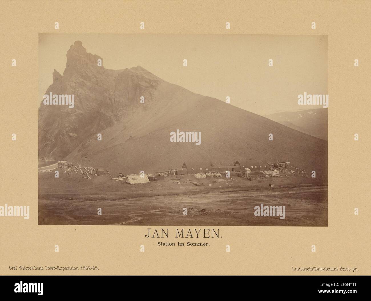 Jan Mayen, Station im Sommer. (Linienschiffs-Lieutenant) Richard Basso ...