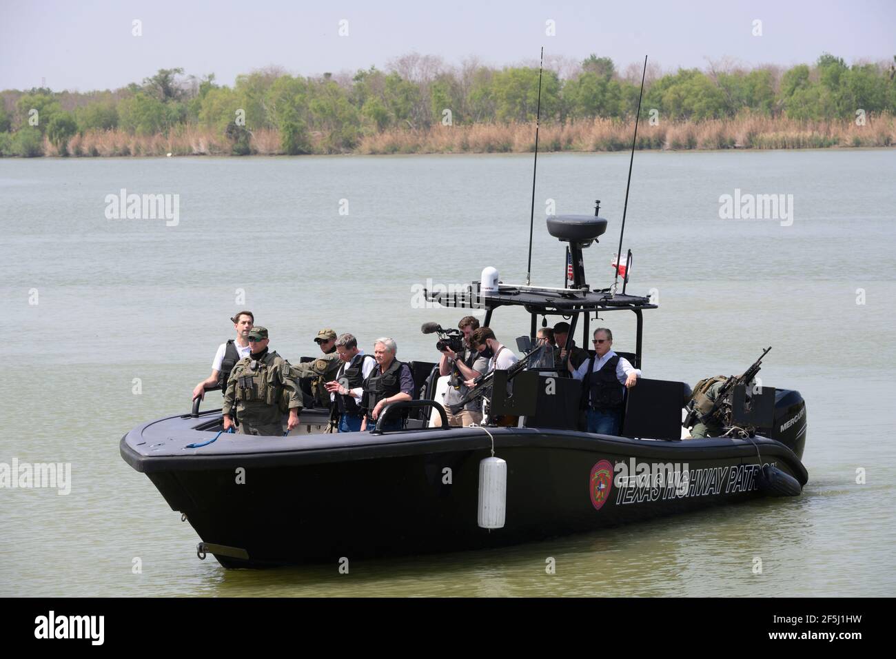 Gunboat gun hi-res stock photography and images - Alamy