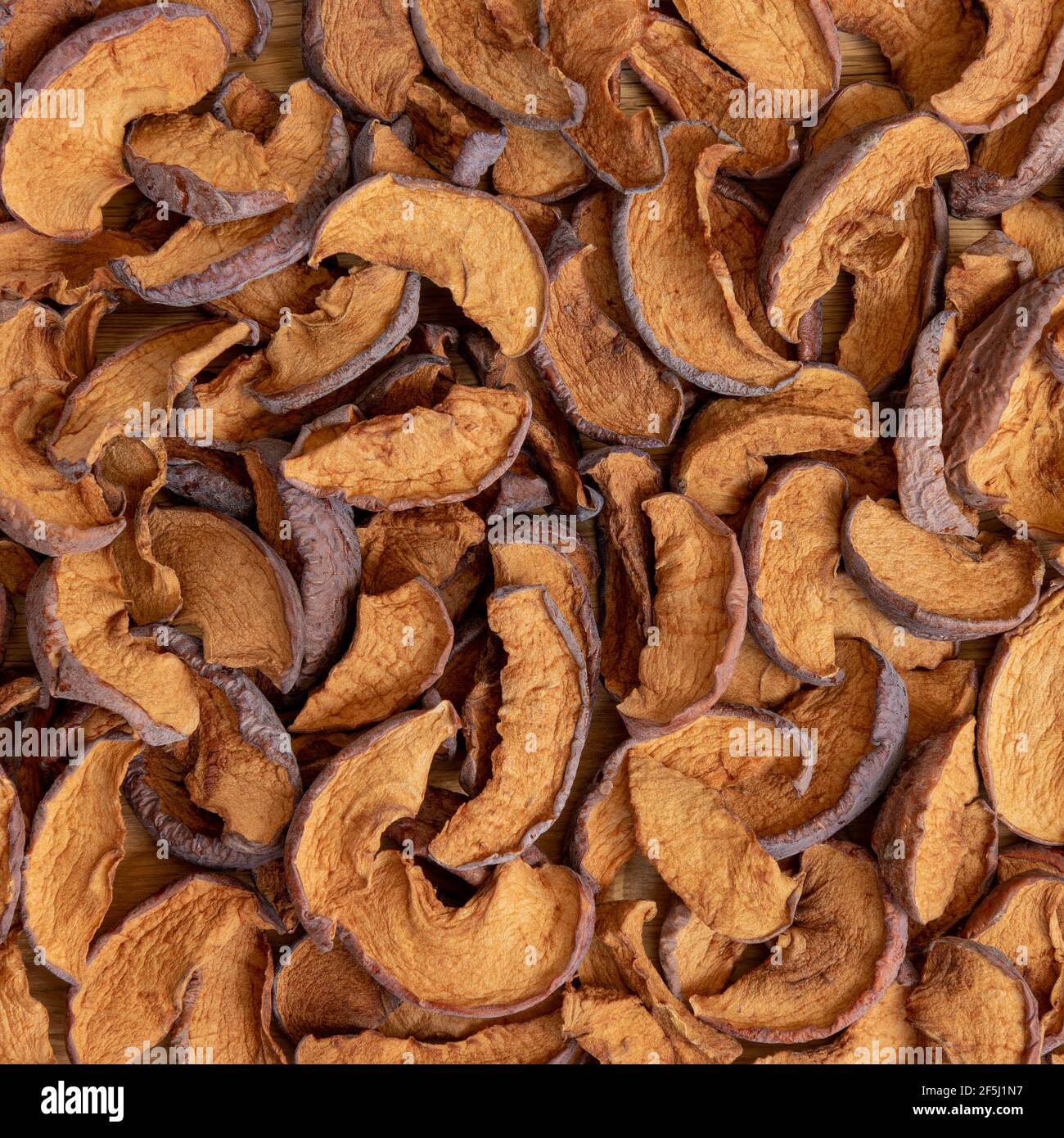 Thin apple slices hi-res stock photography and images - Alamy