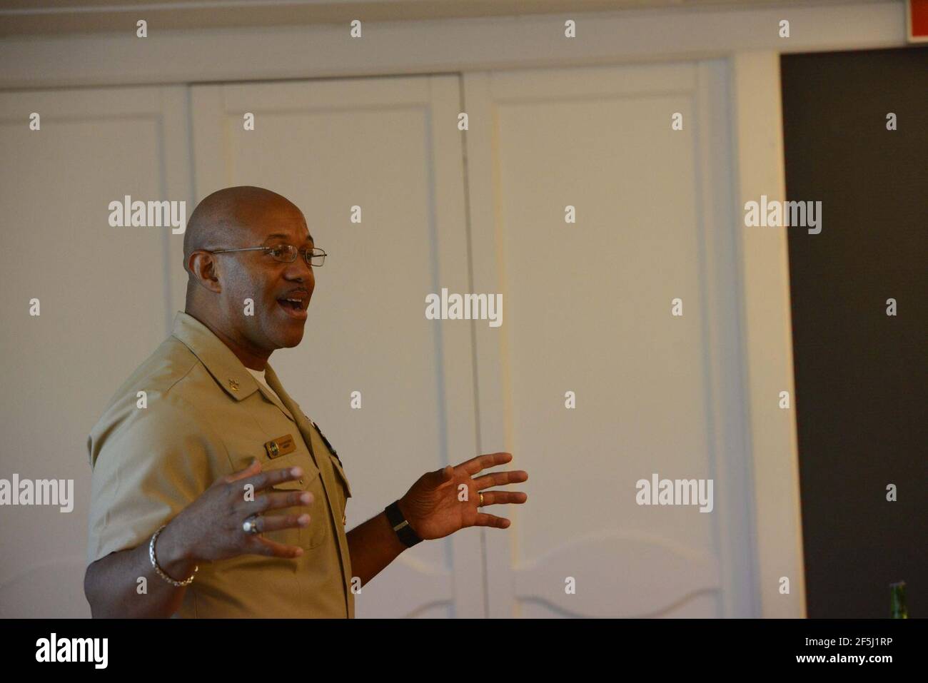 Raymond Kemp 160919 Stock Photo - Alamy