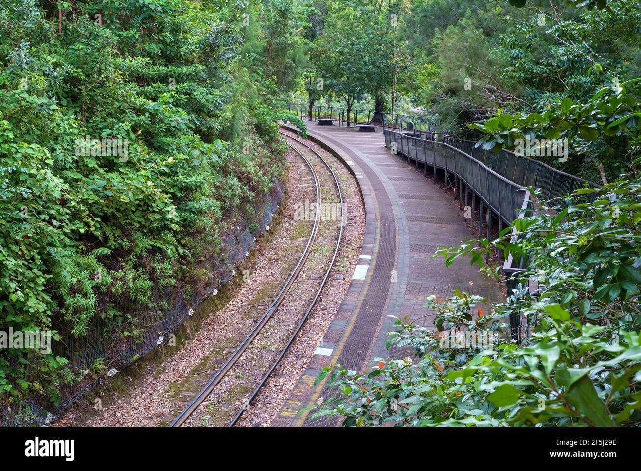 Barron falls station hi-res stock photography and images - Alamy