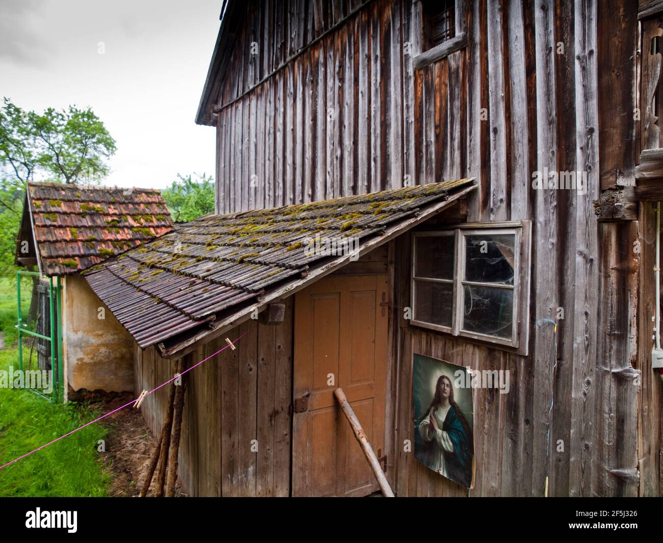 Exterior of a wooden barn attached to a former Gasthaus in Yspertal ...