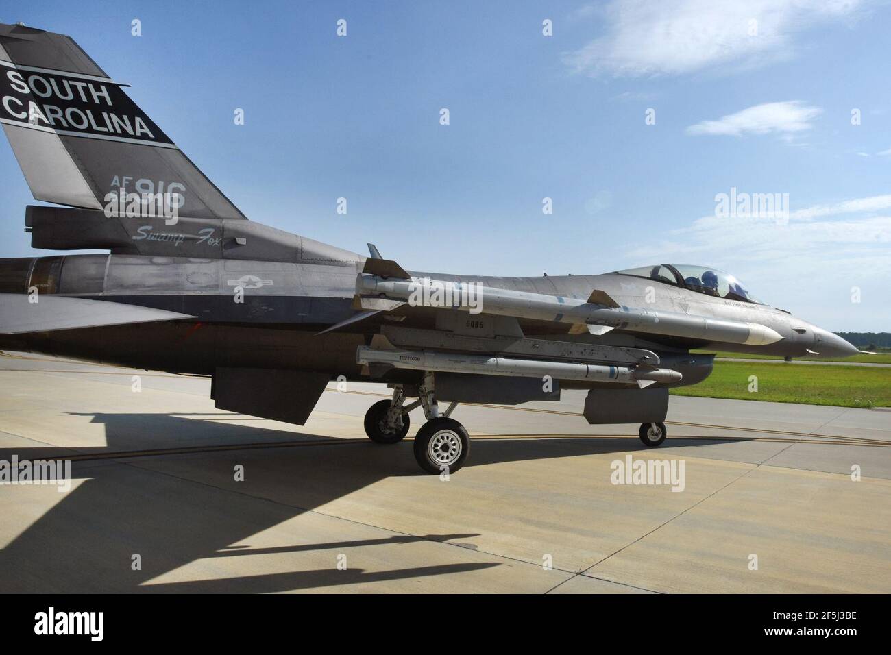 R scott hi-res stock photography and images - Alamy