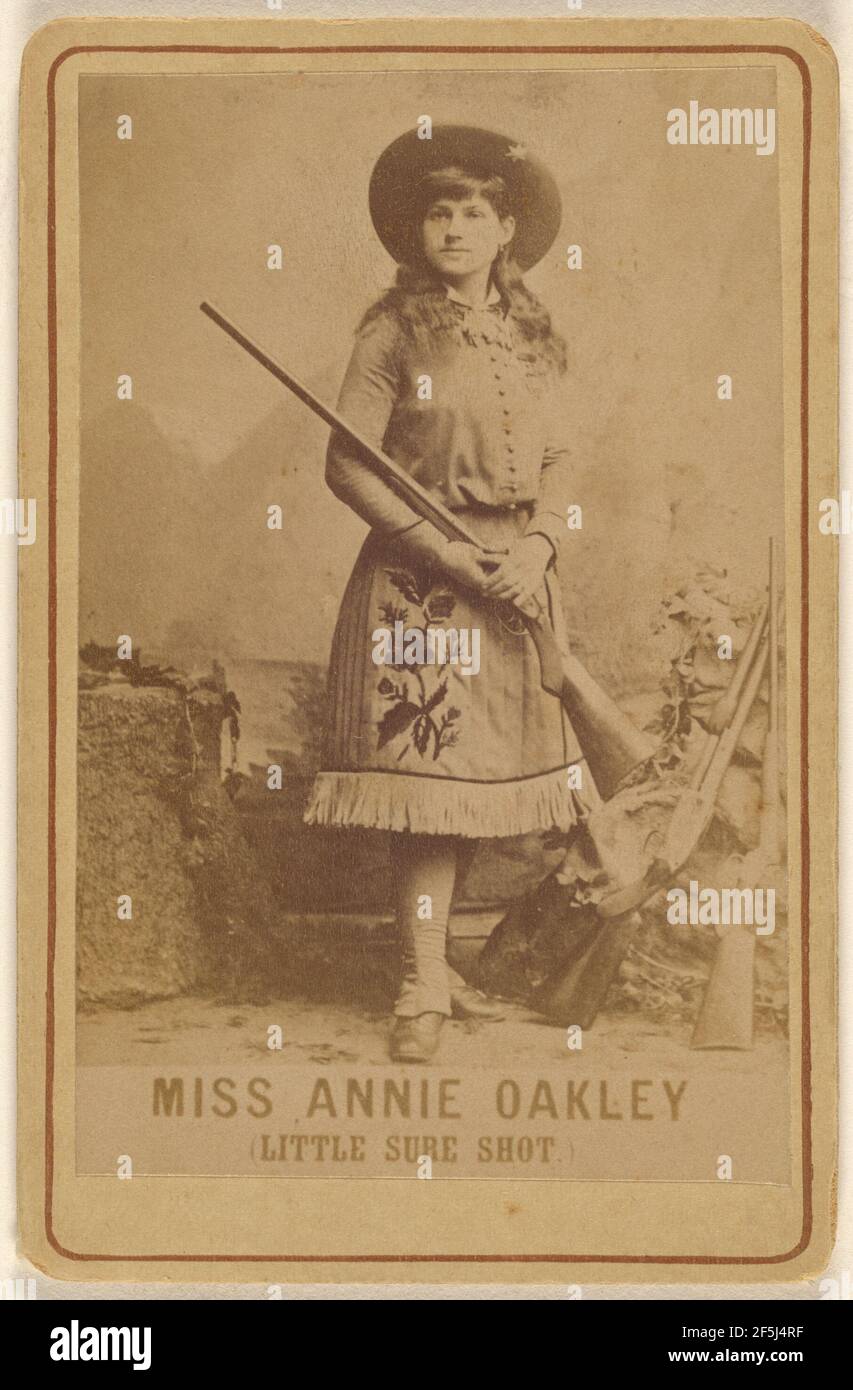 Miss annie oakley hi-res stock photography and images - Alamy