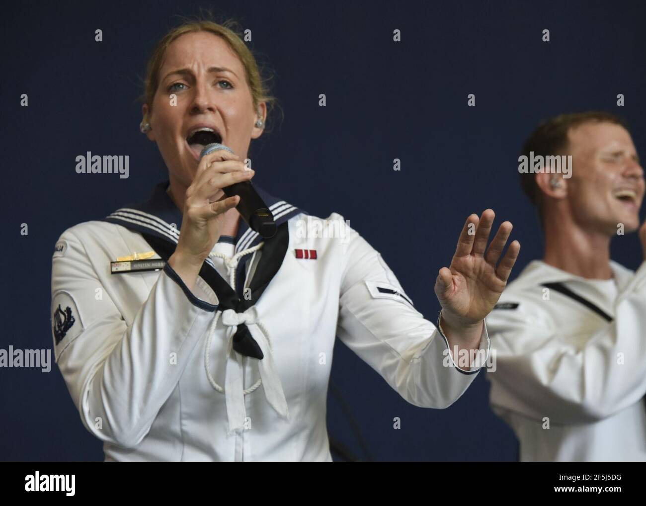 RAN musician singing during the RIMPAC 2018 closing reception Stock ...