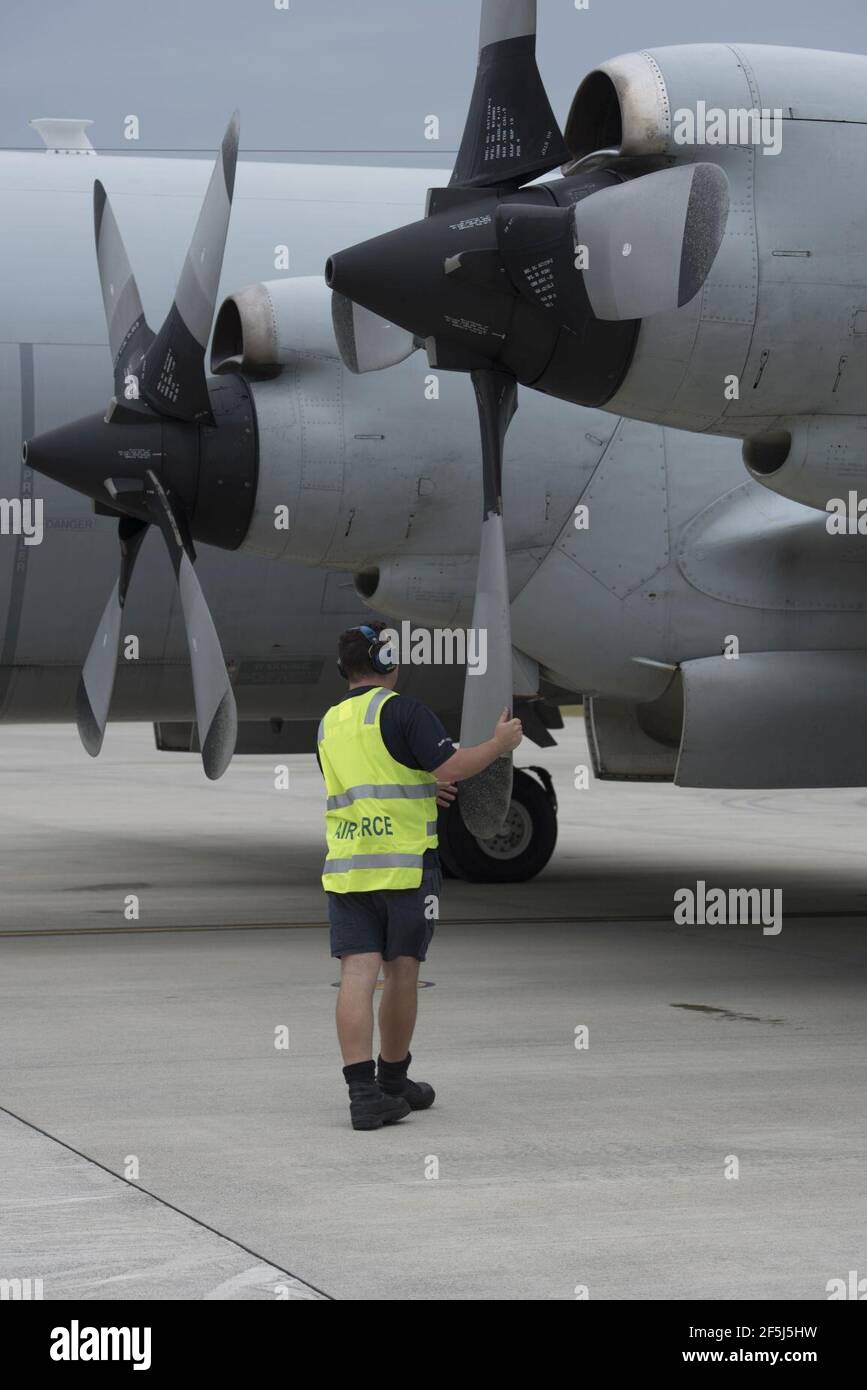 RAAF airman performing pre-flight activites on an AP-3C Orion in ...