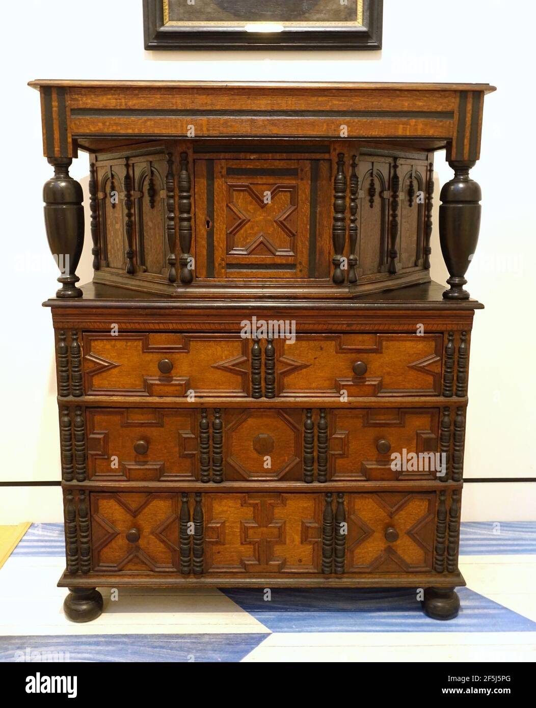 Putnam family cupboard, attributed to James Symonds, Salem MA, 1680 ...