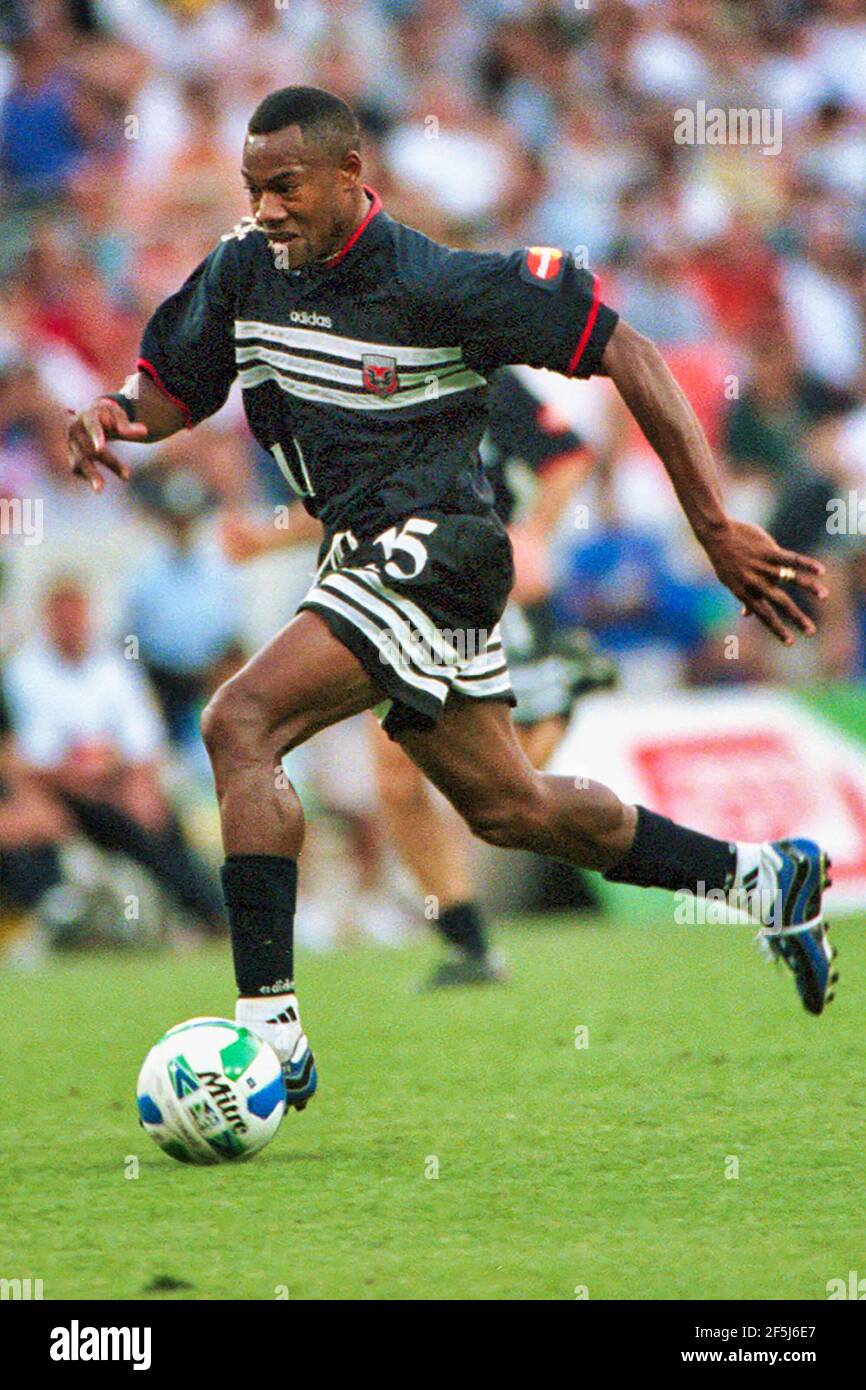 Roy Lassiter of D.C. United in action Stock Photo - Alamy