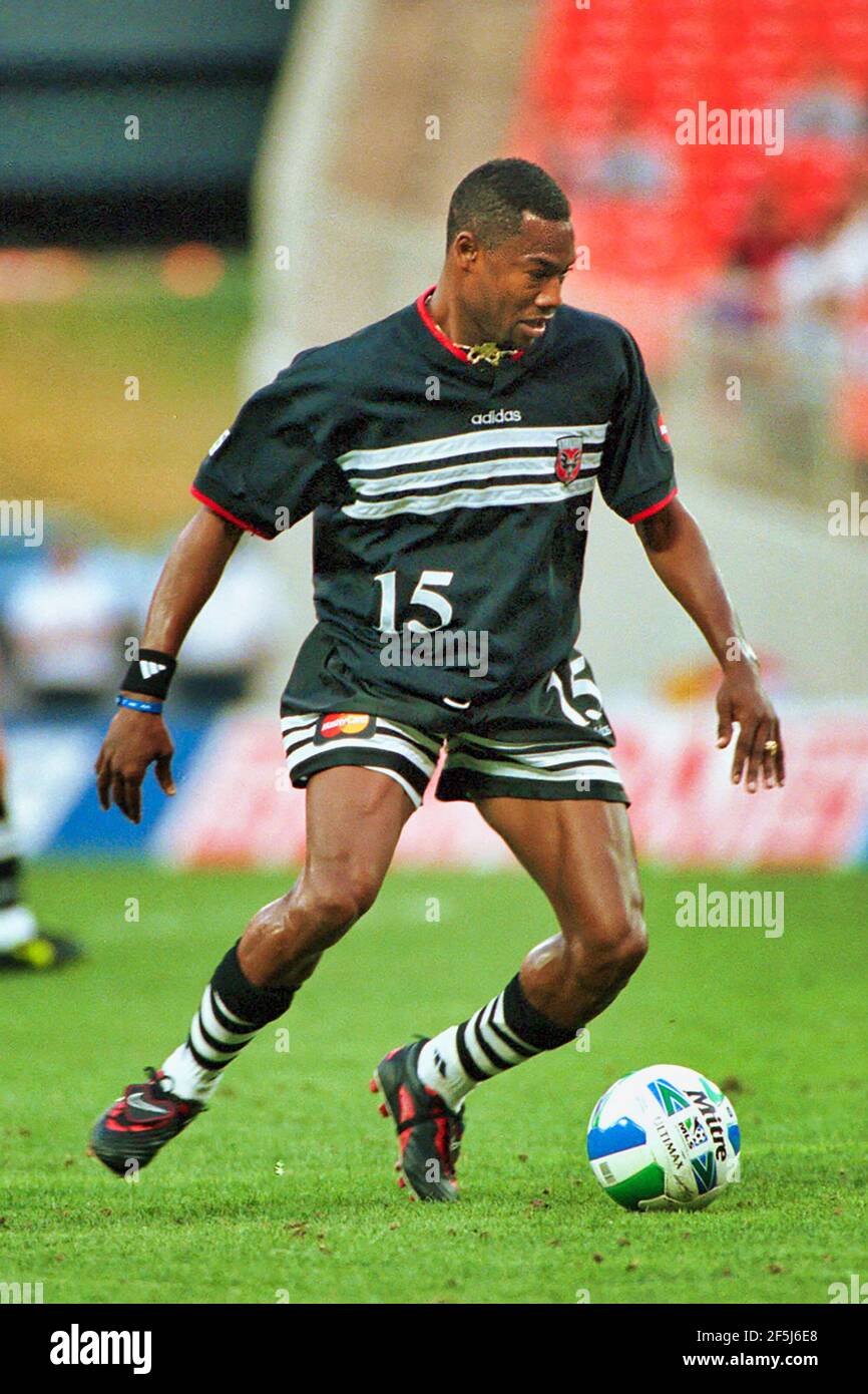 Roy Lassiter of D.C. United in action Stock Photo - Alamy