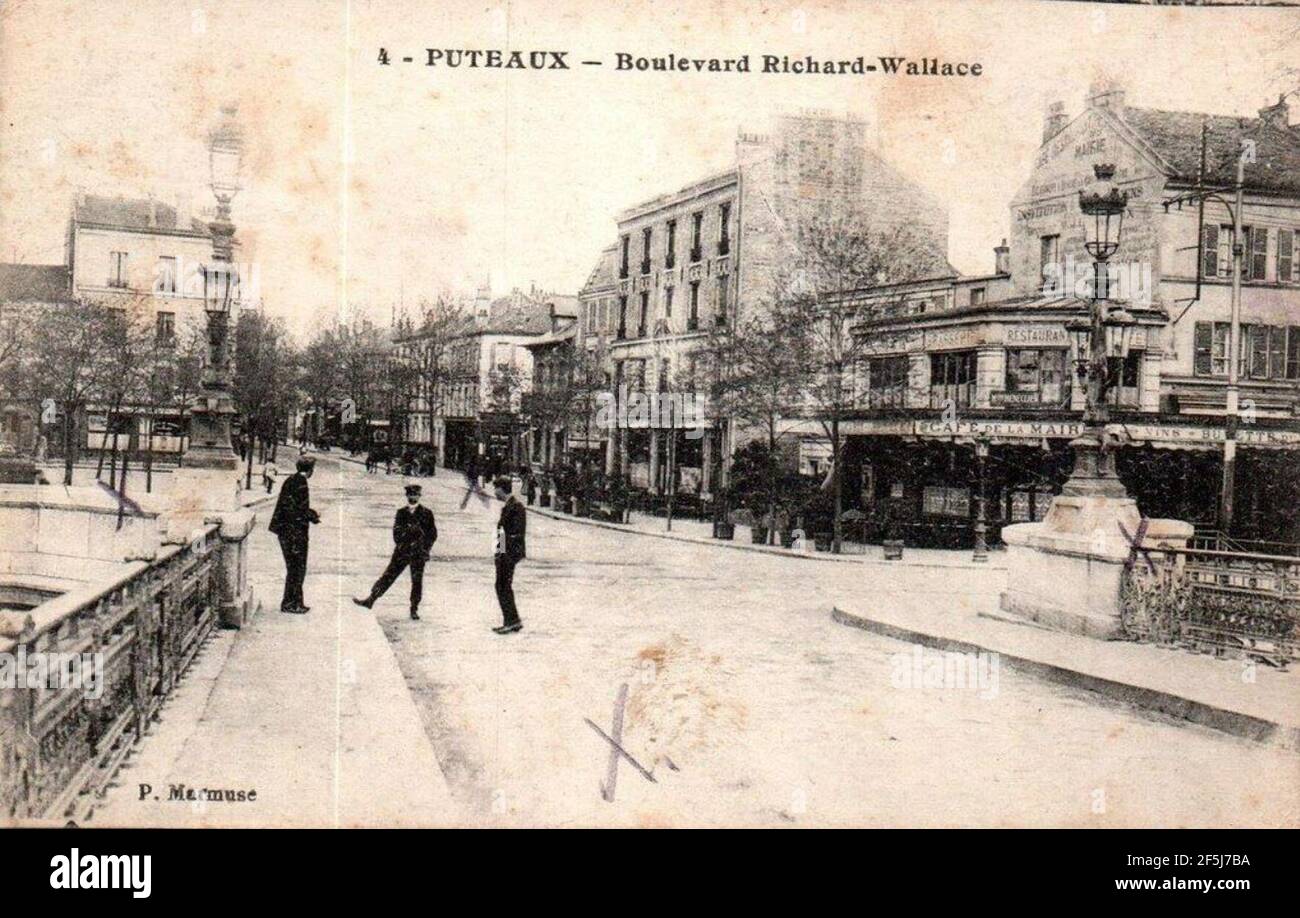 Boulevard richard wallace hi-res stock photography and images - Alamy