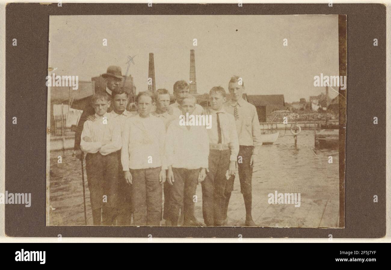 Eight unknown young men hi-res stock photography and images - Alamy