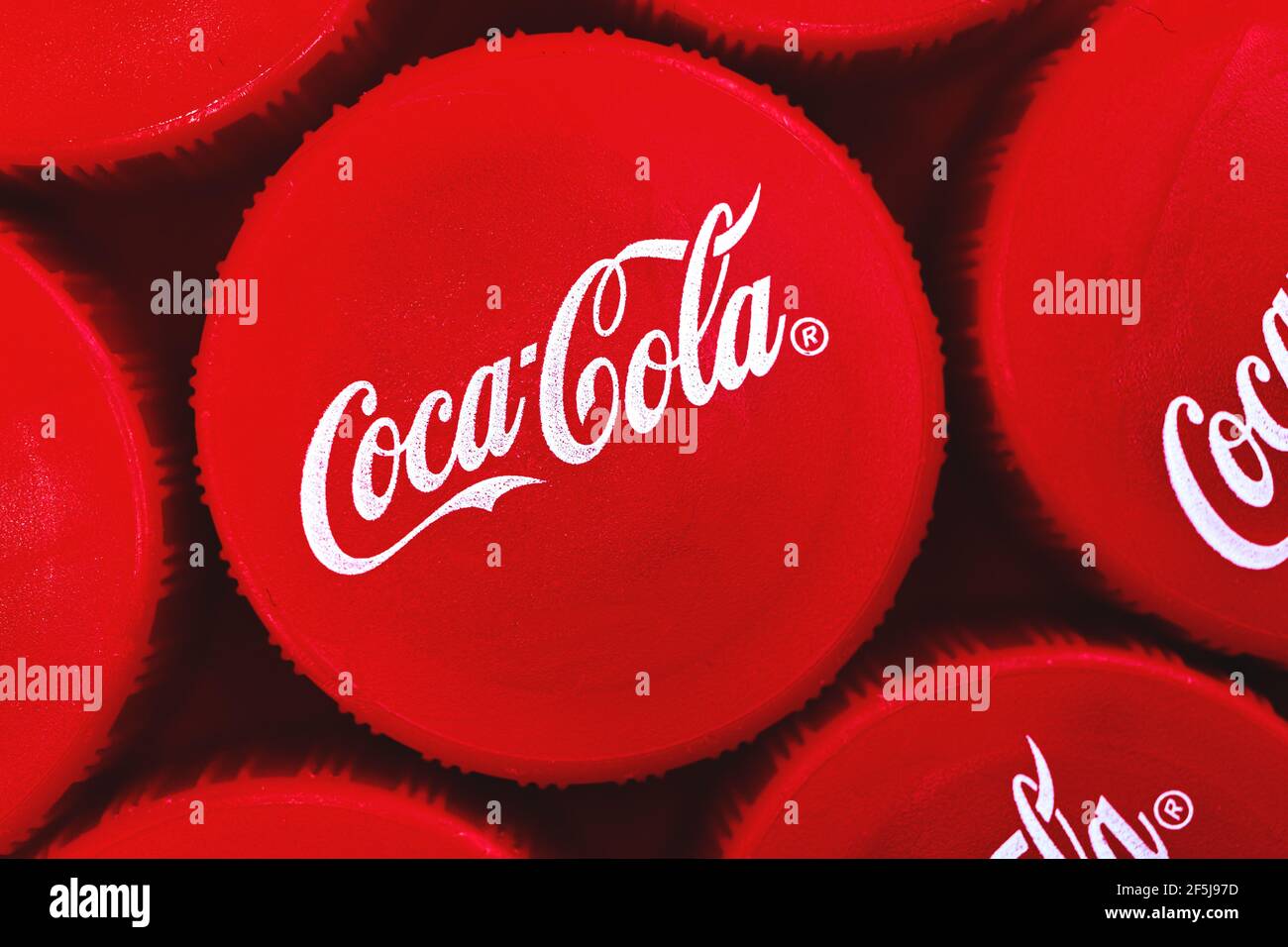 Coca cola pepsi caps coca cola hi-res stock photography and images - Alamy