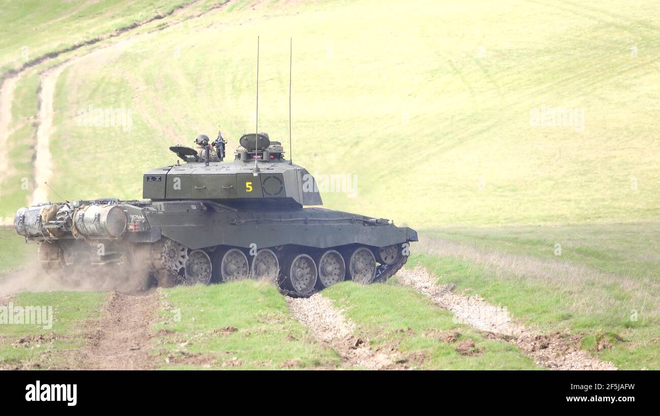 British Army Challenger 2 main battle tank on exercise in a ...
