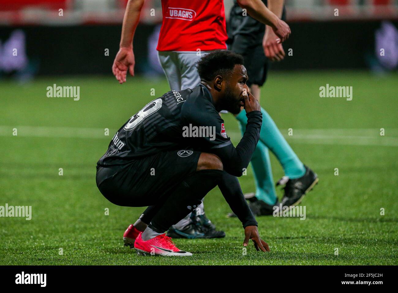 MAASTRICHT, NETHERLANDS - MARCH 26: 1-0 MVV Maastricht goal by Sven ...