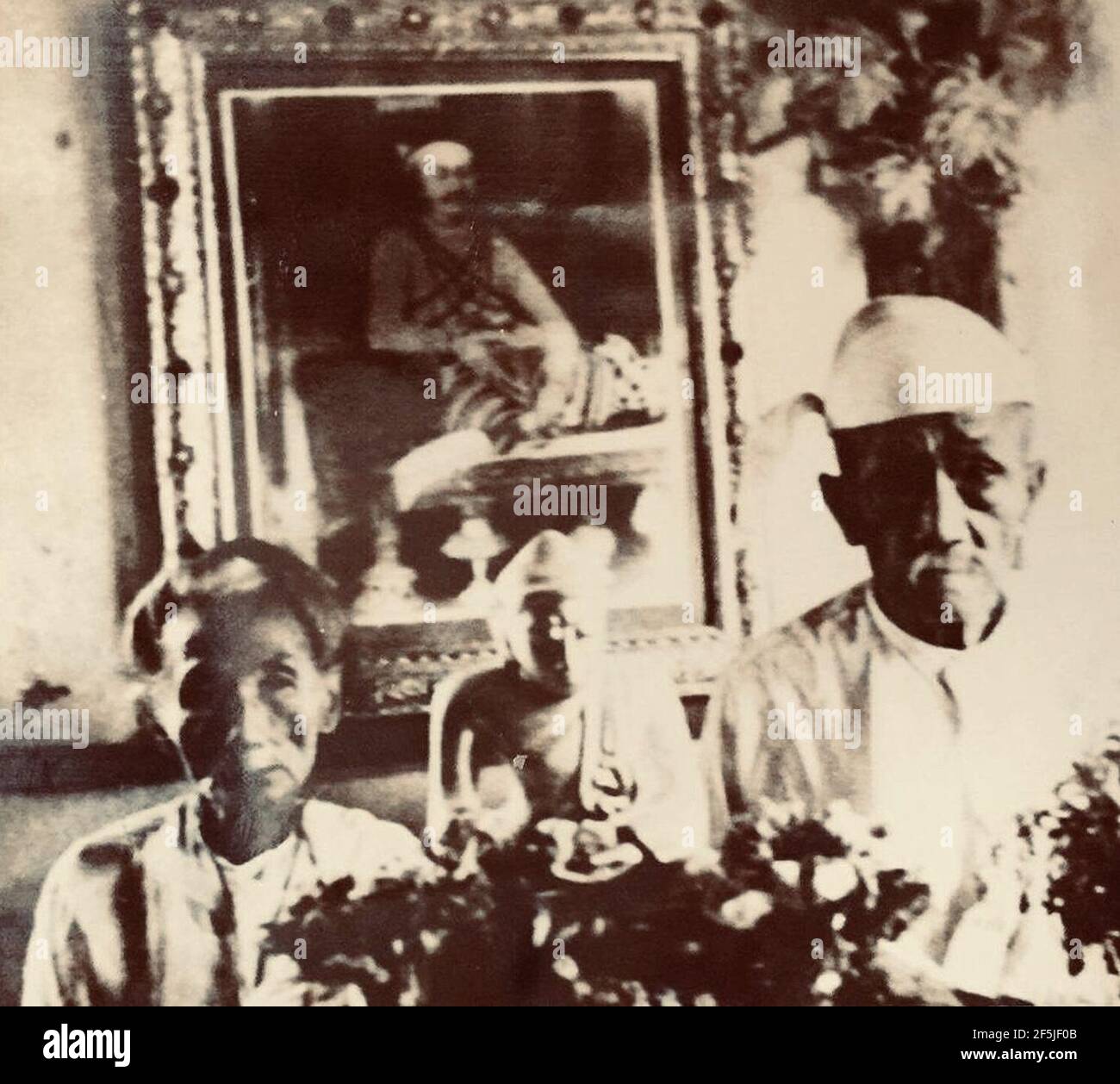 Pyinmana Prince and his wife Stock Photo - Alamy