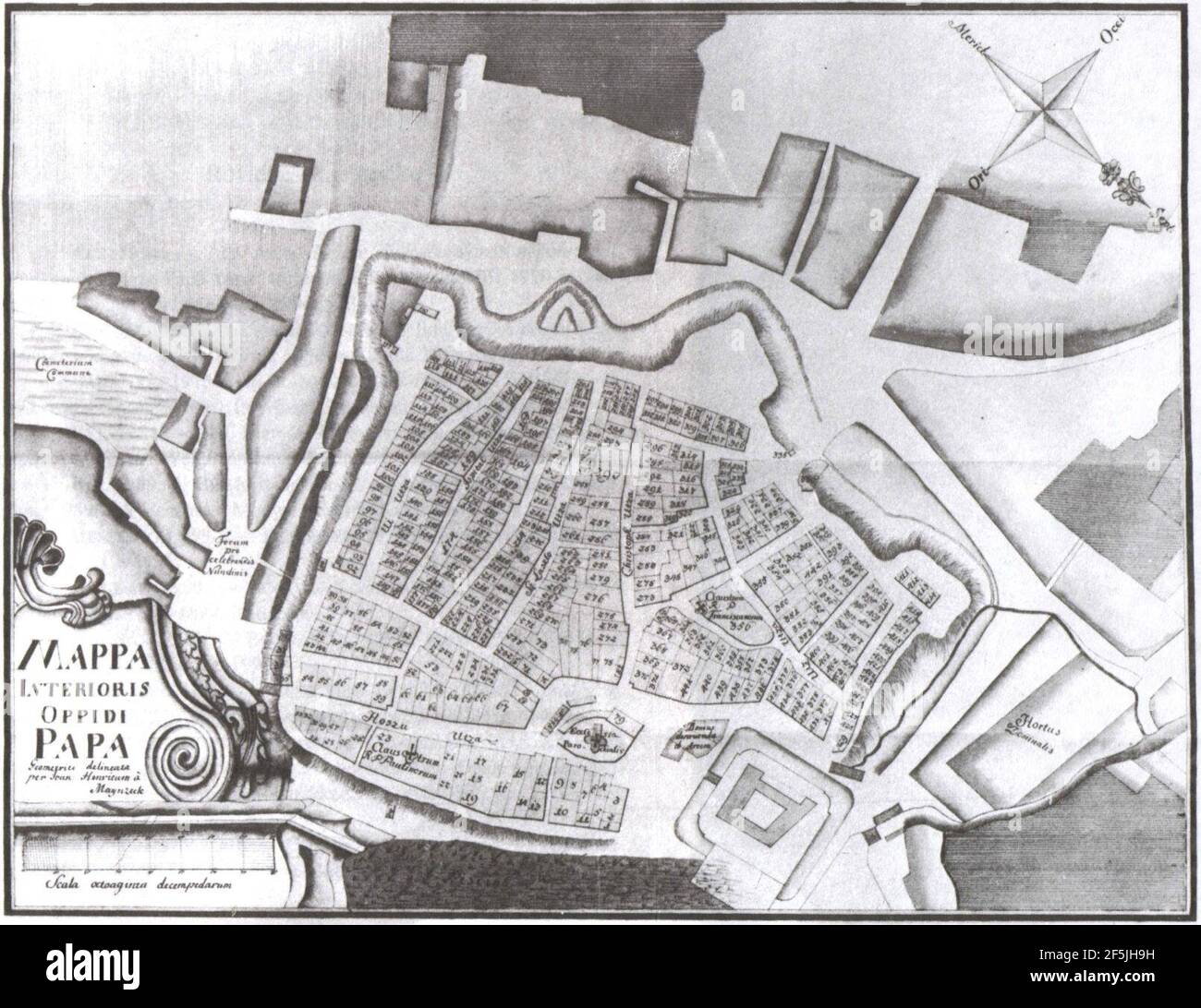 Papa map hi-res stock photography and images - Alamy