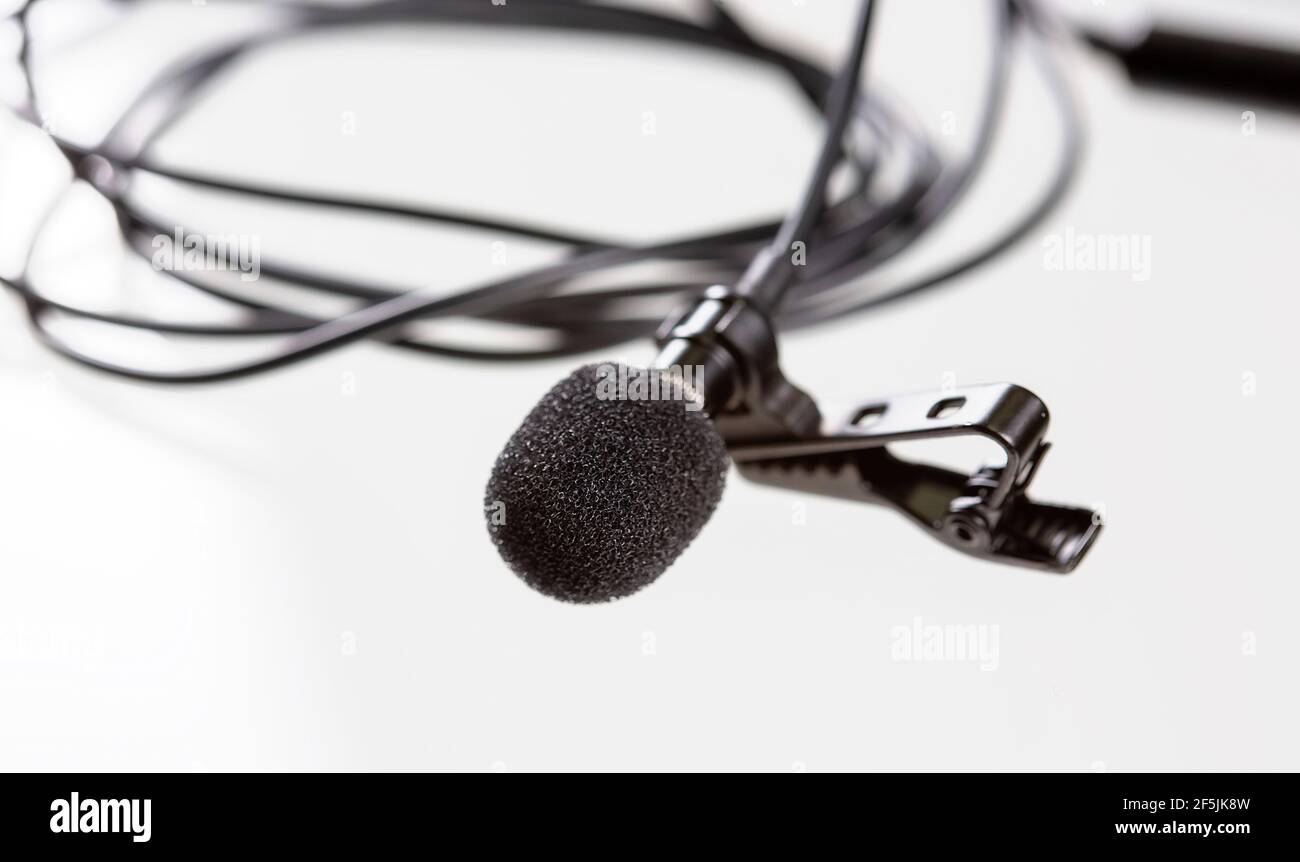 Lapel mic hi-res stock photography and images - Alamy