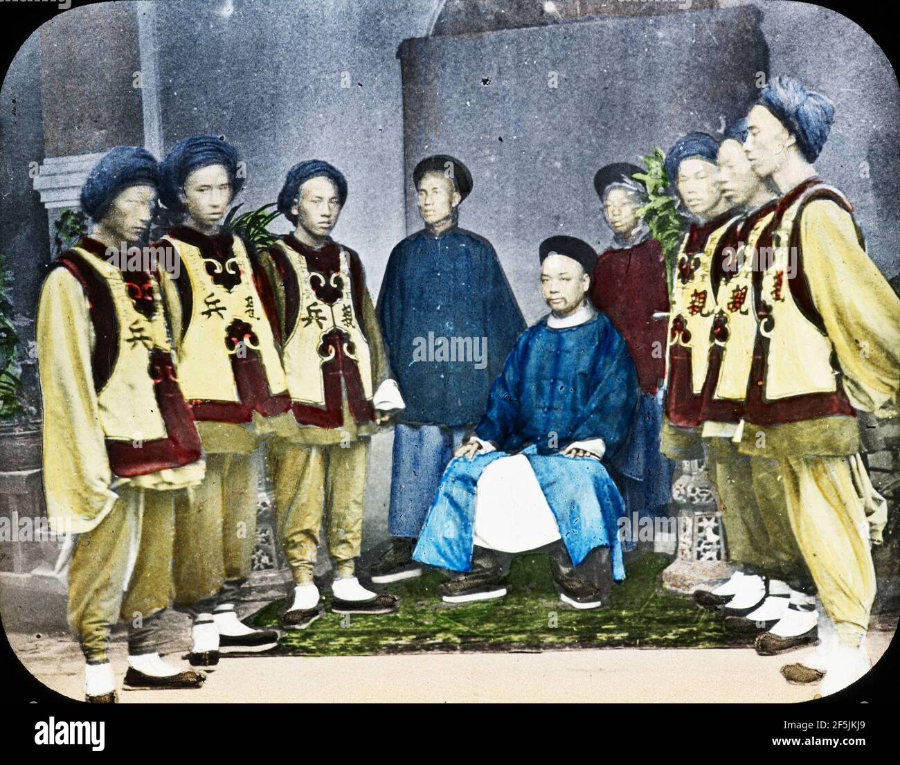 Qing Official and Guards, China, ca. 1905-1911 Stock Photo - Alamy