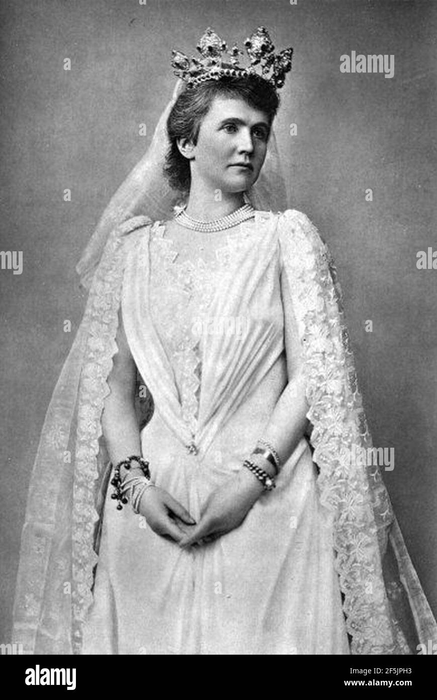 Queen Elisabeth of Romania (4 Stock Photo - Alamy