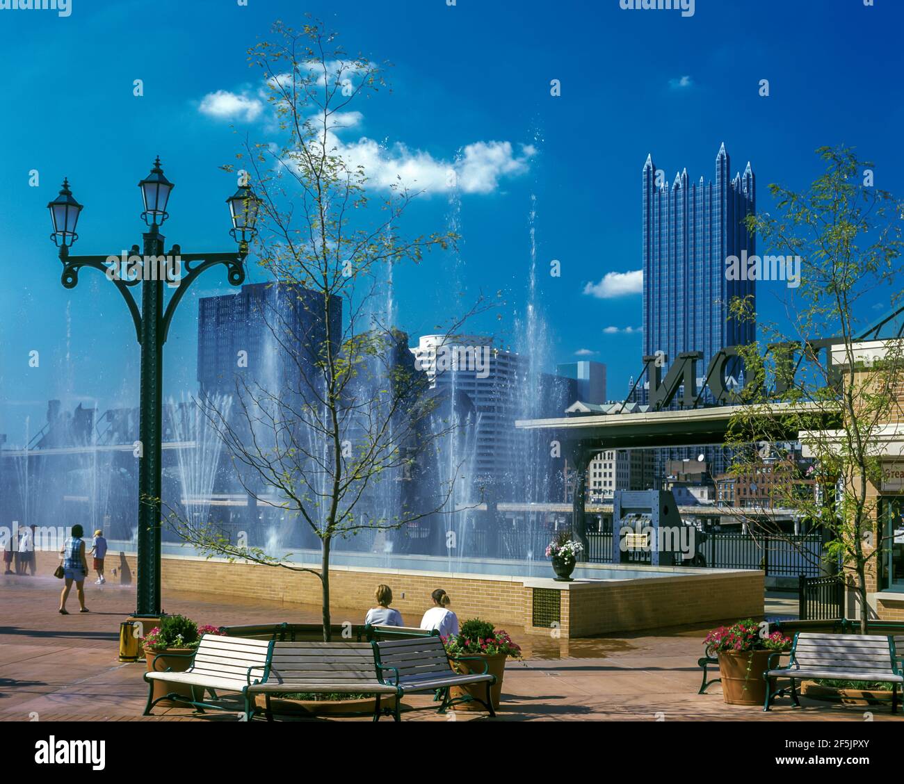 2003 HISTORICAL STATION SQUARE DOWNTOWN PITTSBURGH PENNSYLVANIA USA ...