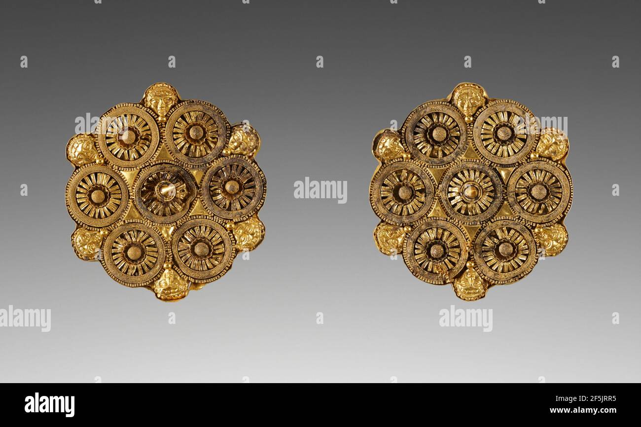 Ear disk hi-res stock photography and images - Alamy