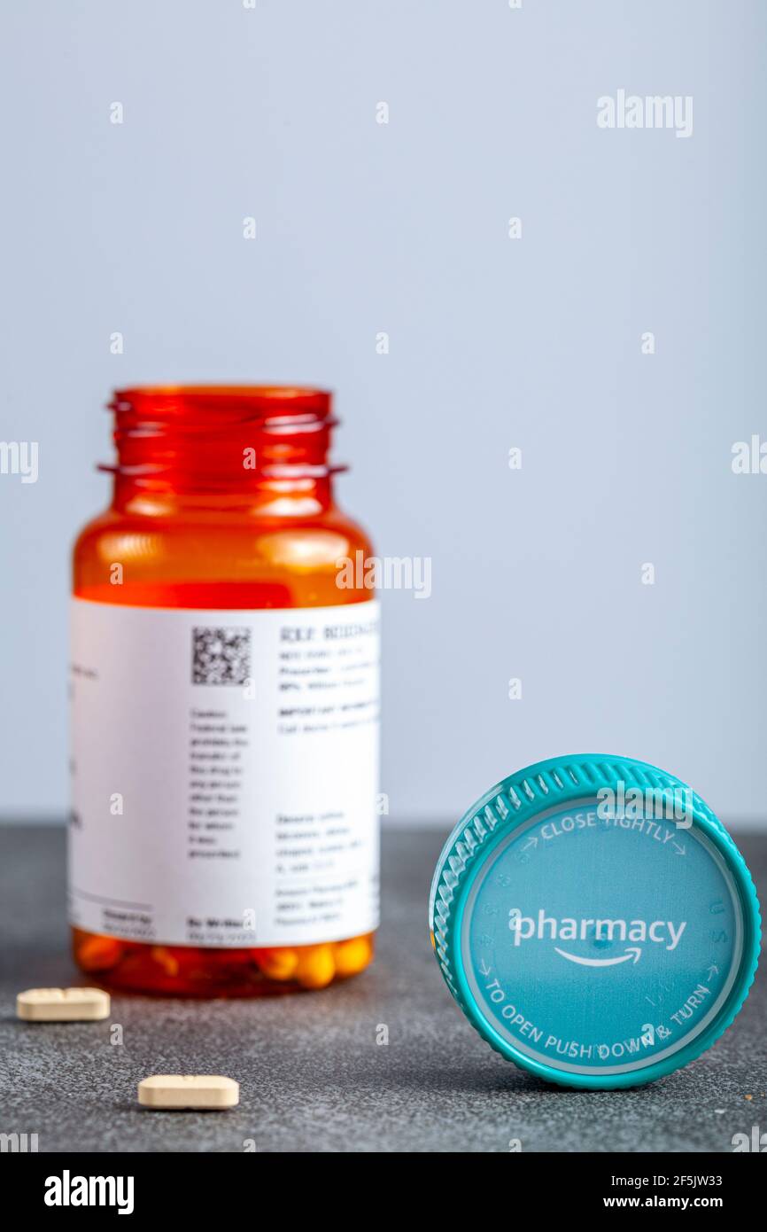 Amazon pharmacy logo hi-res stock photography and images - Alamy