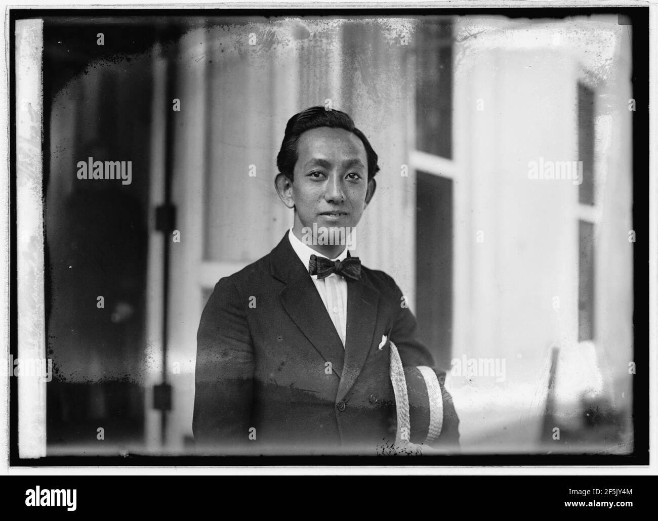 Kanda kanda Black and White Stock Photos & Images - Alamy