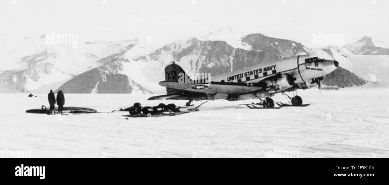R4D-5L Que Sera Sera at Beardmore-Scott Auxiliary Air Base 1956 Stock ...