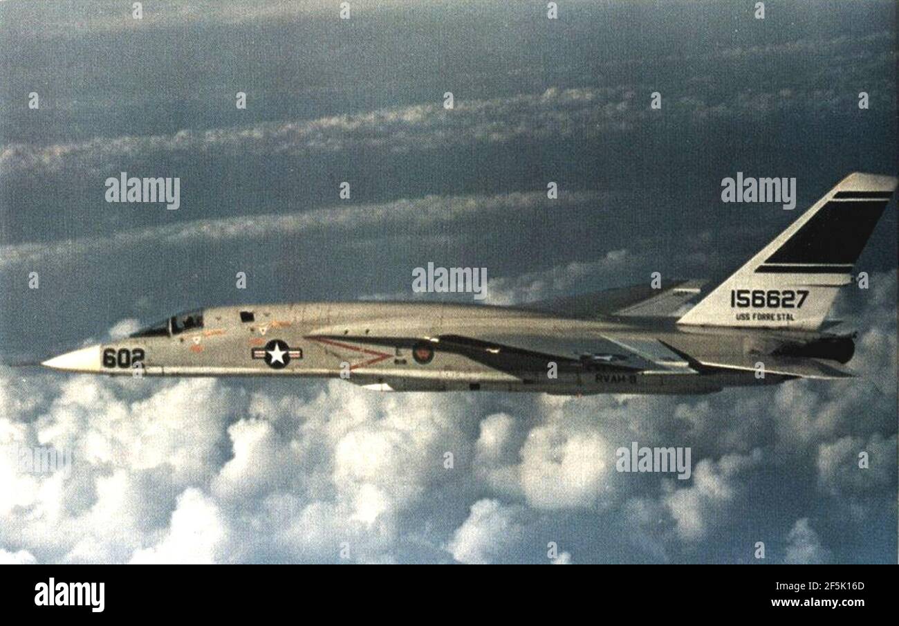 RA-5C Vigilante of RVAH-9 in flight c1973 Stock Photo - Alamy